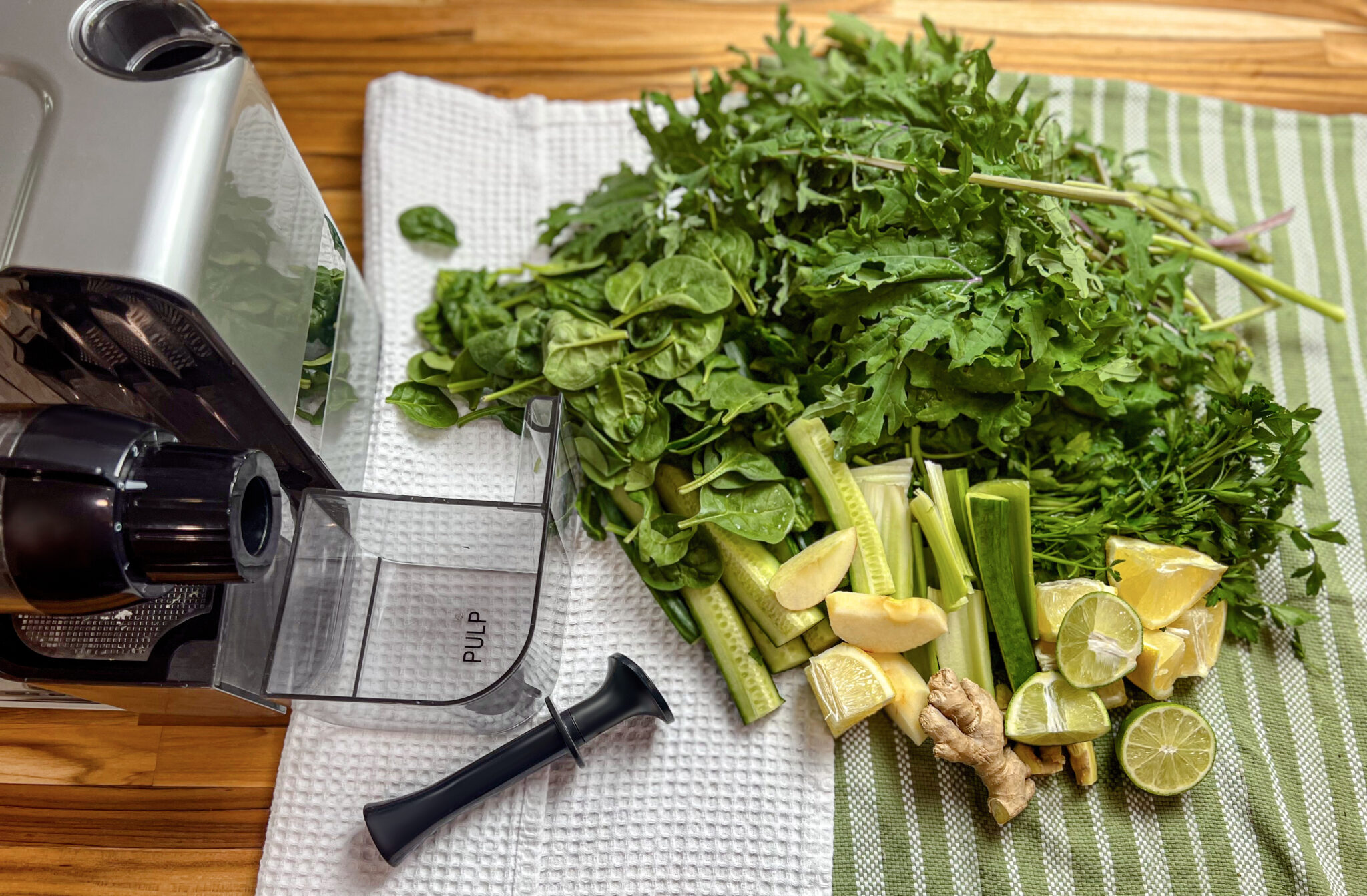 Kale Juice: A Green Powerhouse - Rana's Recipe