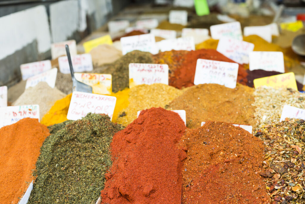 14 Essential Mediterranean Spices - Rana's Recipe